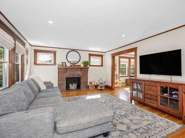 house with 3 bedroom, Reading MA DS103433263