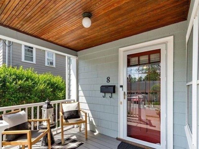 house with 3 bedroom, Reading MA ES104193136