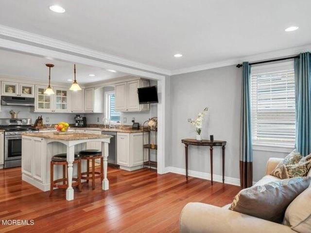 house with 3 bedroom, Red Bank NJ ES104406622