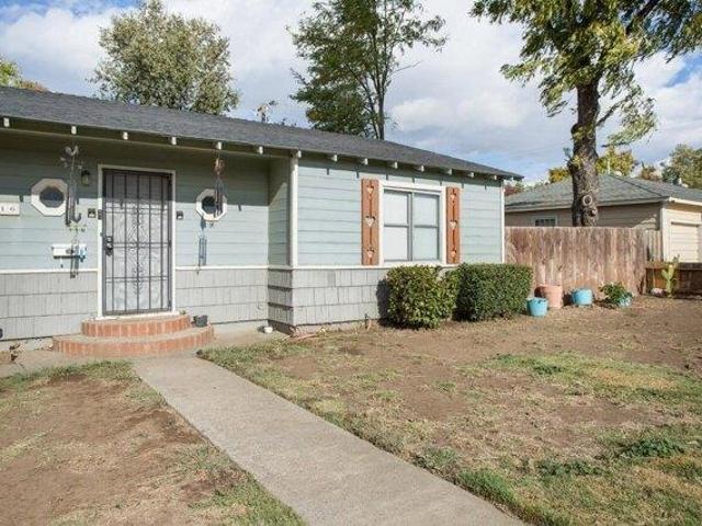 house with 3 bedroom, Red Bluff CA ES103501620