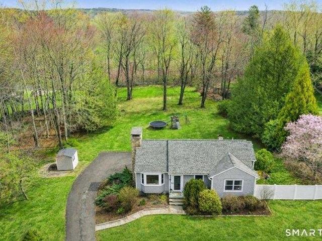 house with 3 bedroom, Redding CT DS102217192
