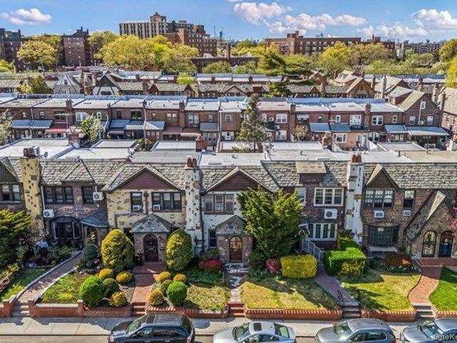 house with 3 bedroom, Rego Park NY DS103621238