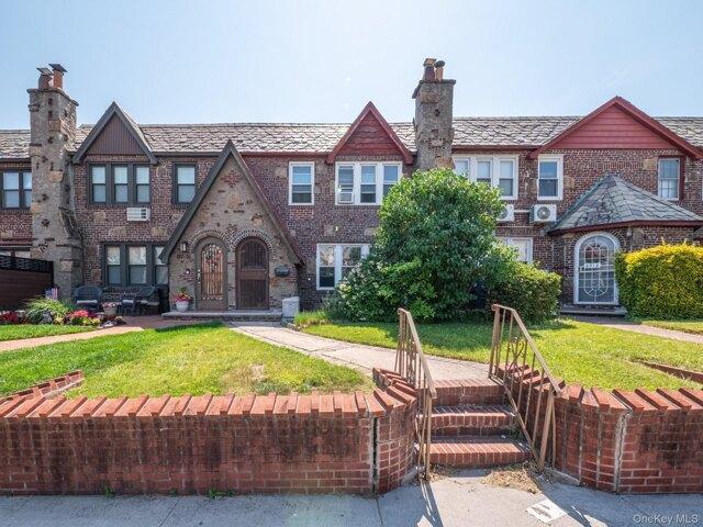 house with 3 bedroom, Rego Park NY DS103623715