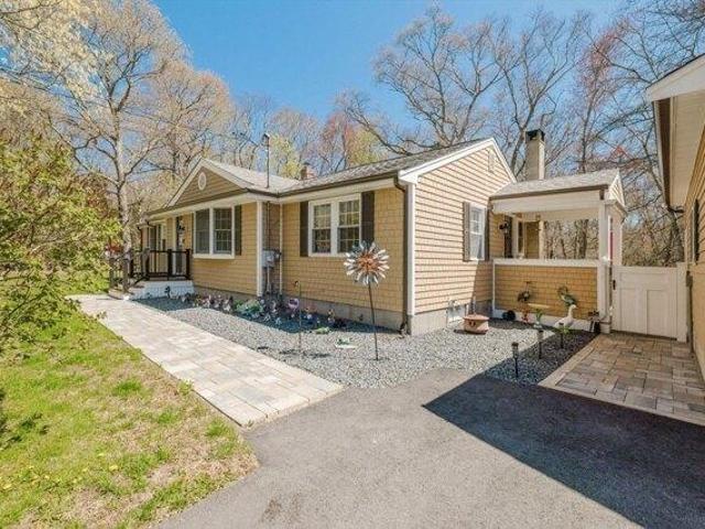 house with 3 bedroom, Rehoboth MA DS102726601