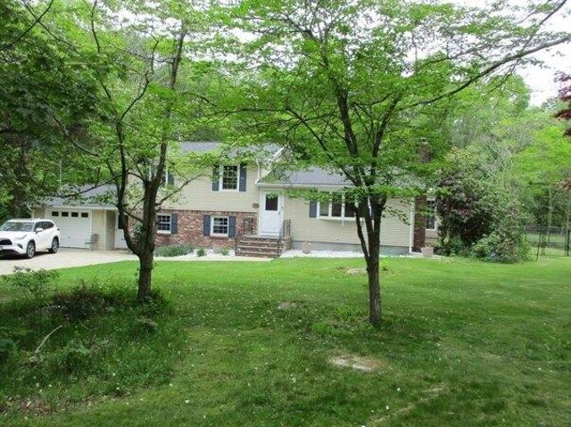 house with 3 bedroom, Rehoboth MA ES103037734