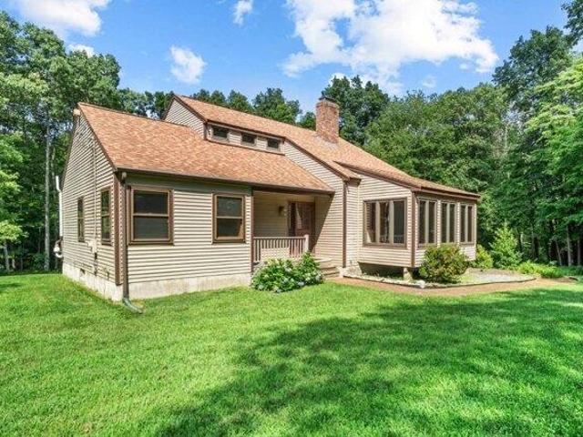 house with 3 bedroom, Rehoboth MA ES105115485