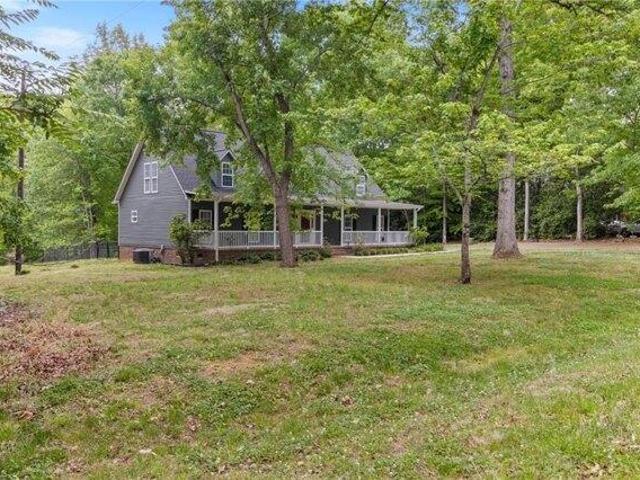 house with 3 bedroom, Reidsville NC ES103602866