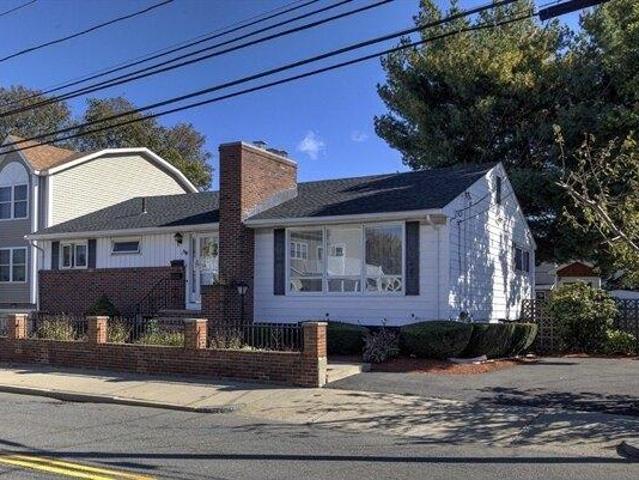 house with 3 bedroom, Revere MA DLS102479263