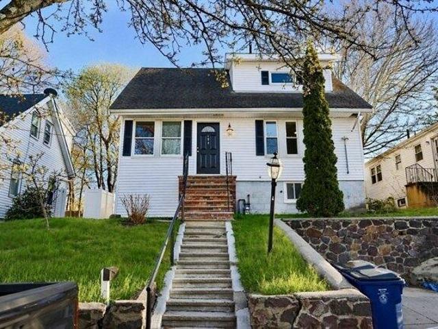 house with 3 bedroom, Revere MA DLS102591747