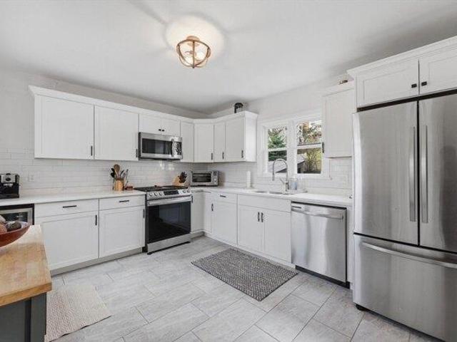 house with 3 bedroom, Revere MA DLS102670302