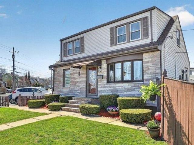 house with 3 bedroom, Revere MA DS102412809