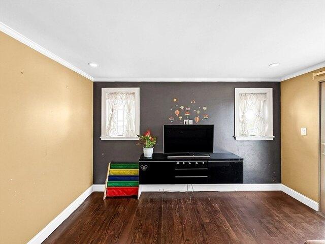 house with 3 bedroom, Revere MA ES103808110