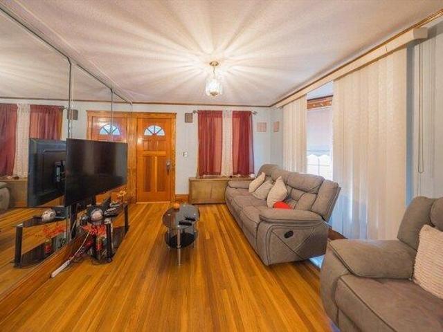 house with 3 bedroom, Revere MA ES103128003