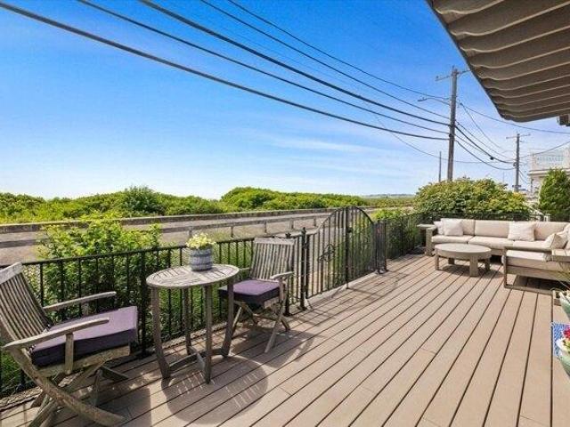 house with 3 bedroom, Revere MA ES104609194