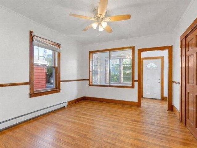 house with 3 bedroom, Revere MA ES104042266