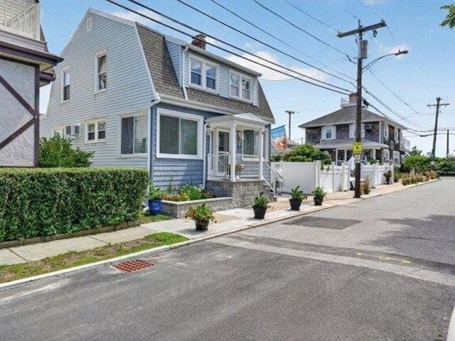 house with 3 bedroom, Revere MA ES105060495