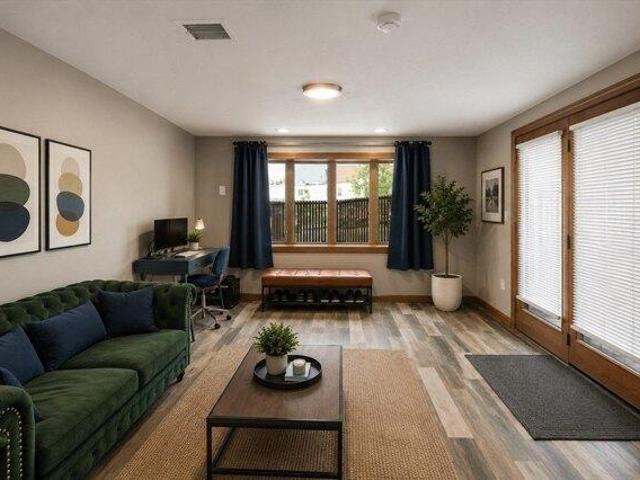 house with 3 bedroom, Revere MA ES105105168