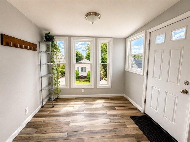 house with 3 bedroom, Revere MA ES105143882