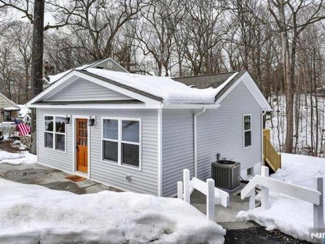 house with 3 bedroom, Ringwood NJ DLS101628843