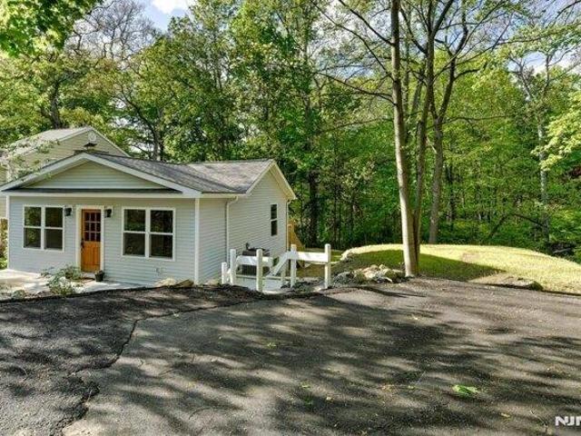 house with 3 bedroom, Ringwood NJ DS102562492