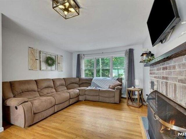 house with 3 bedroom, Ringwood NJ ES105125852
