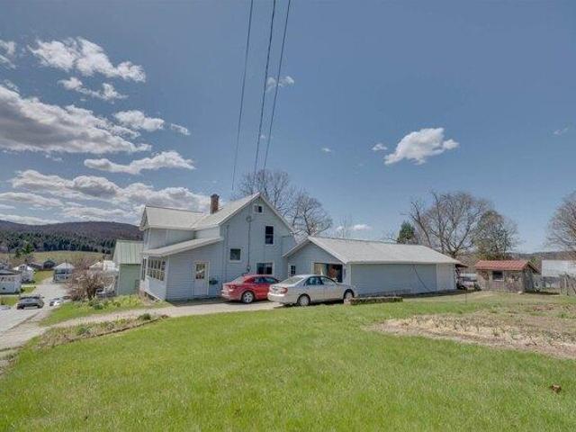 house with 3 bedroom, Richford VT ES104152128
