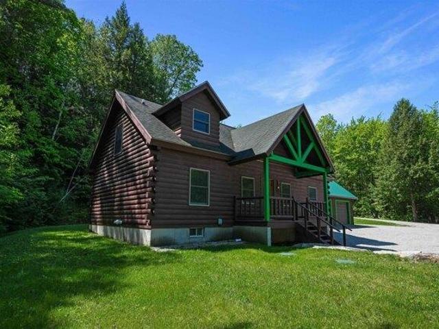 house with 3 bedroom, Richmond VT ES105202952