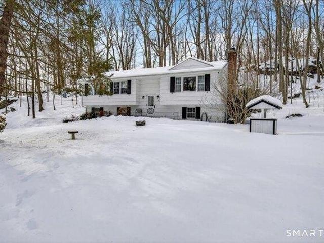 house with 3 bedroom, Ridgefield CT DLS102063974