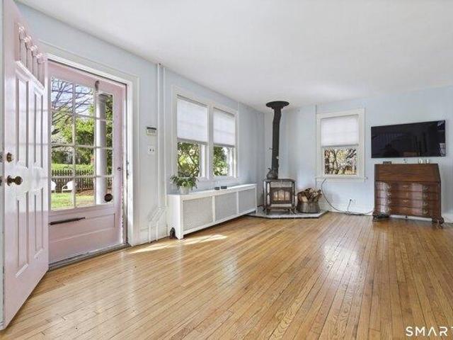 house with 3 bedroom, Ridgefield CT DLS102800479