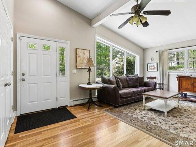 house with 3 bedroom, Ridgefield CT DS104115675