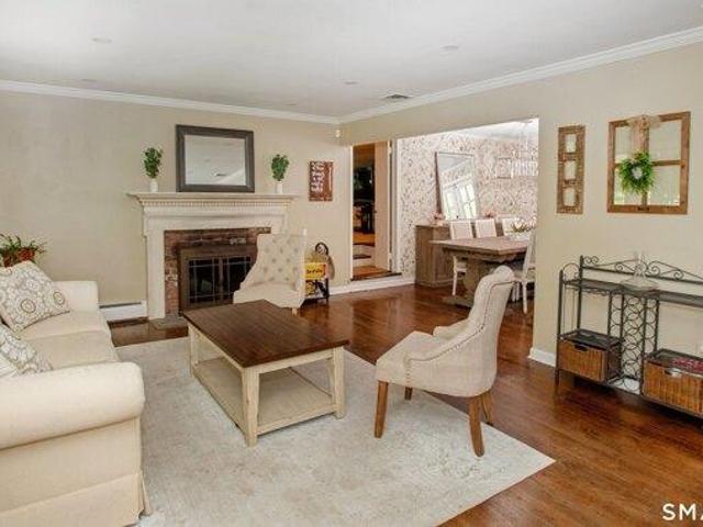 house with 3 bedroom, Ridgefield CT ES105174481