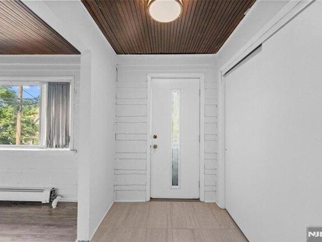 house with 3 bedroom, Ridgefield Park NJ DLS102726624