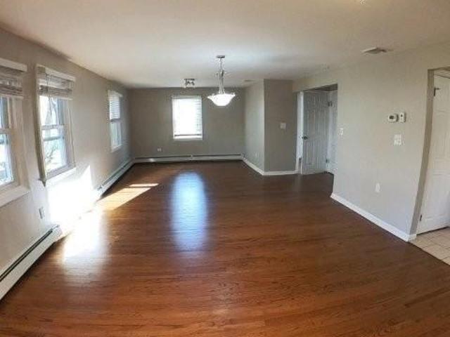 house with 3 bedroom, Ridgefield Park NJ ES105192783