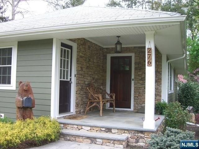 house with 3 bedroom, Ridgewood NJ DLS92516392