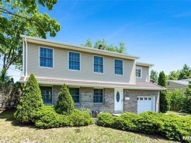 house with 3 bedroom, Ridgewood NJ ES104444692