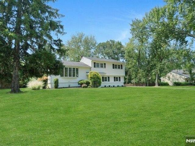 house with 3 bedroom, River Vale NJ ES105206566
