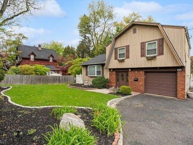 house with 3 bedroom, River Edge NJ DS104407815