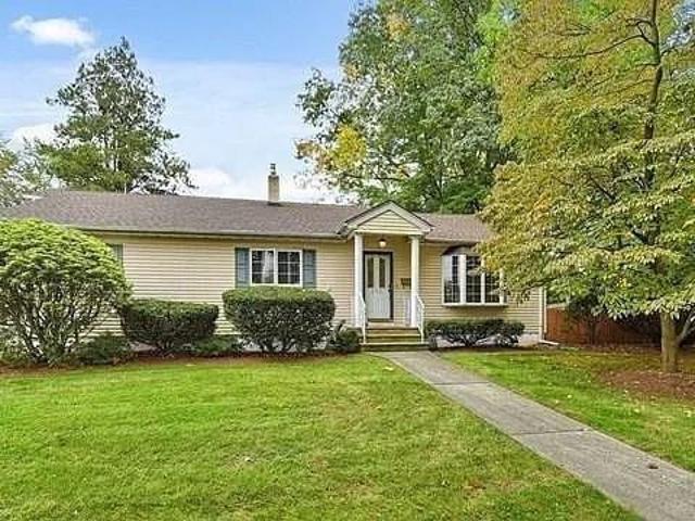 house with 3 bedroom, River Edge NJ DS102315850