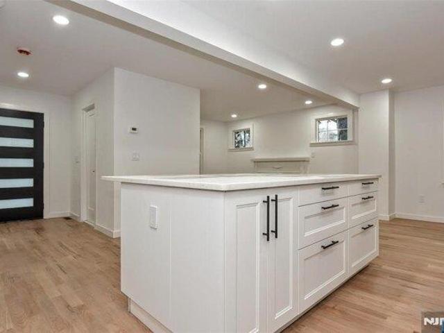 house with 3 bedroom, River Edge NJ ES104852610