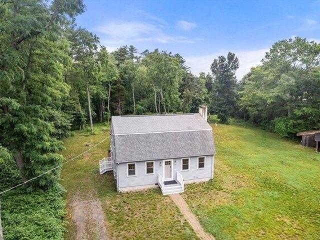 house with 3 bedroom, Rochester MA ES104077050
