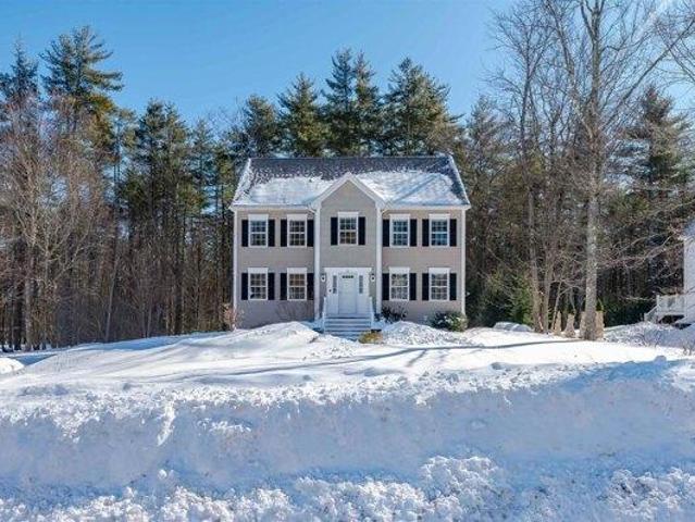 house with 3 bedroom, Rochester NH DLS102708712