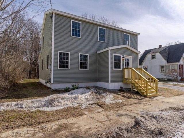 house with 3 bedroom, Rochester NH DS101934112