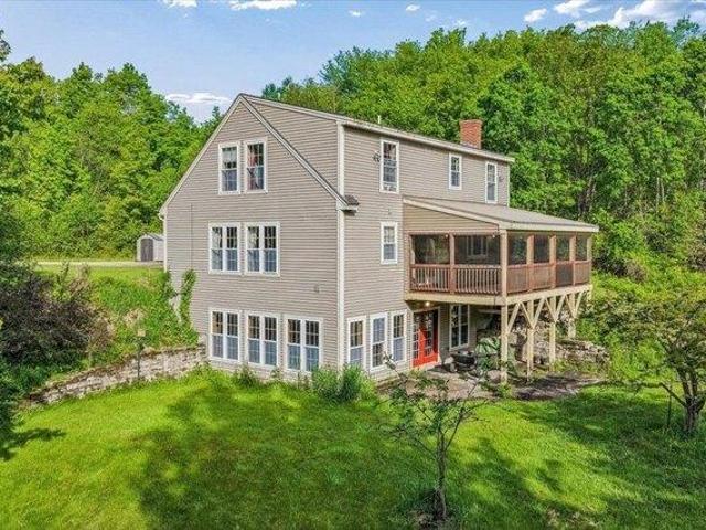 house with 3 bedroom, Rochester NH DS102823230