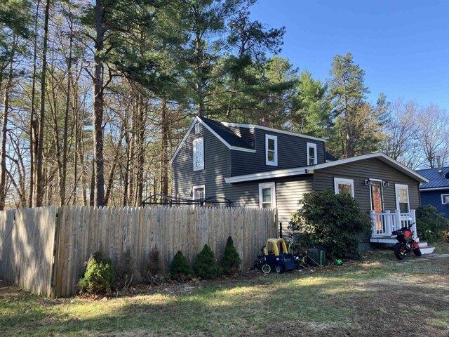 house with 3 bedroom, Rochester NH DS102158814