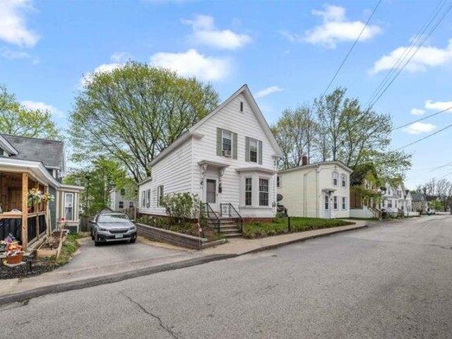 house with 3 bedroom, Rochester NH DS102315320