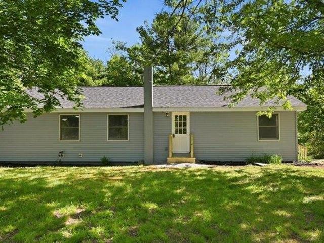 house with 3 bedroom, Rochester NH DS103184898