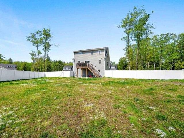 house with 3 bedroom, Rochester NH DS103186569