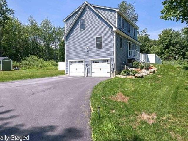 house with 3 bedroom, Rochester NH ES103850744