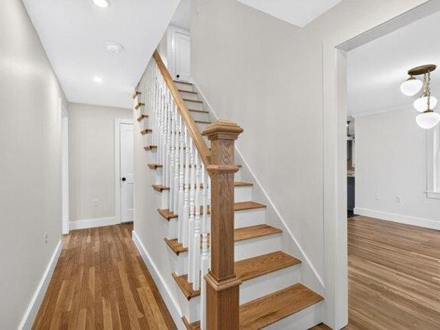 house with 3 bedroom, Rochester NH ES103886498