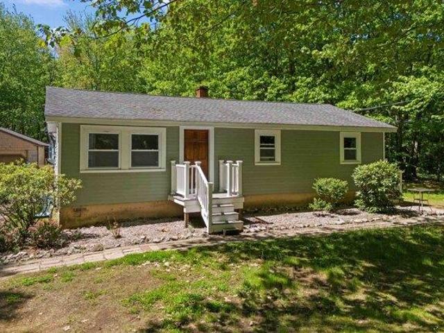 house with 3 bedroom, Rochester NH ES103071966